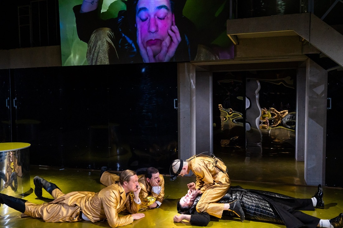 Un înger sosește la Babilon FNT 2025 | Teatrul Naţional Bucureşti